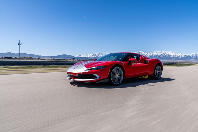 Corso Pilota - The Official Ferrari Driving School